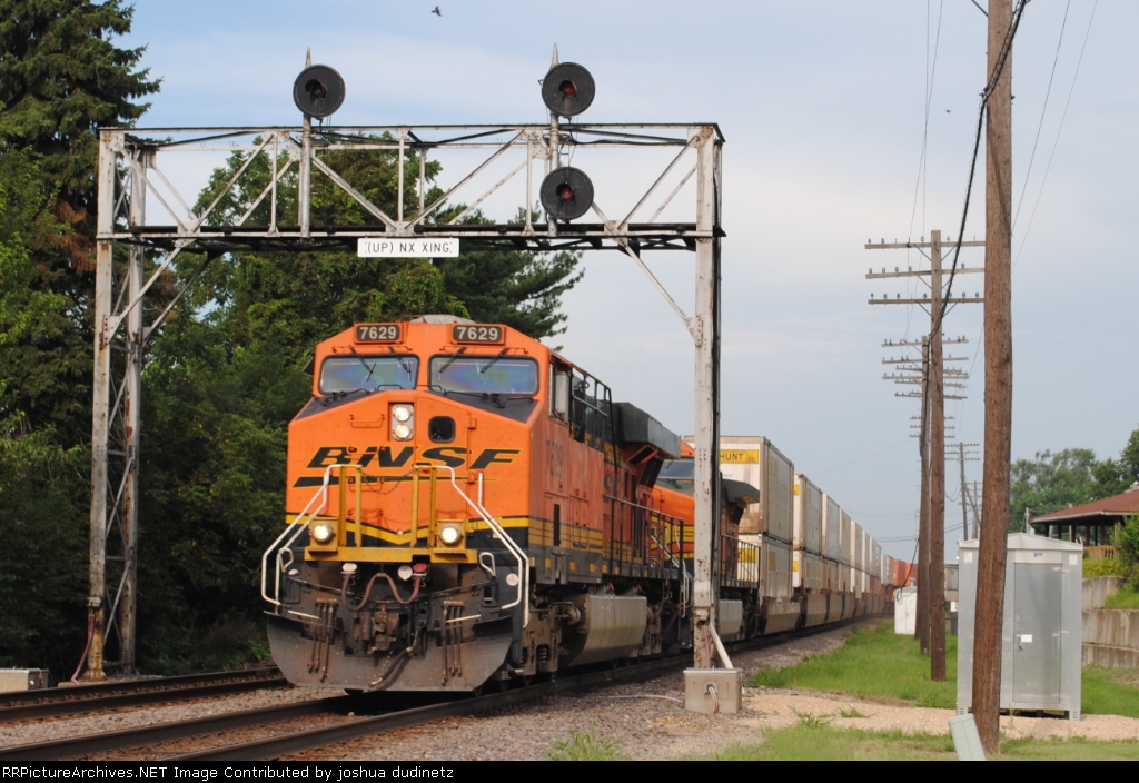 BNSF 7629